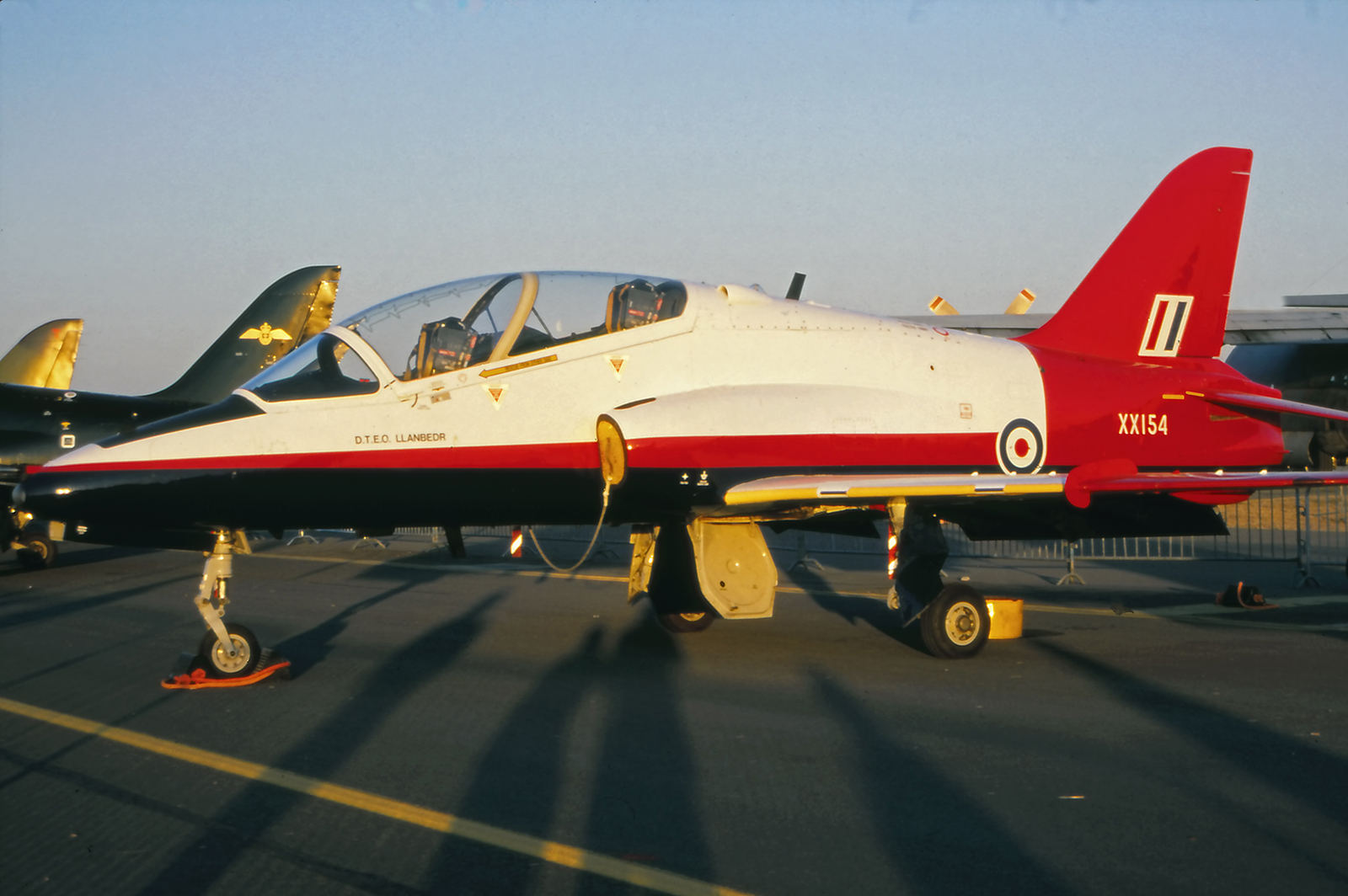 The Last ‘Flight’ of BAe Hawk T.1 XX154 – Planet Avgeek