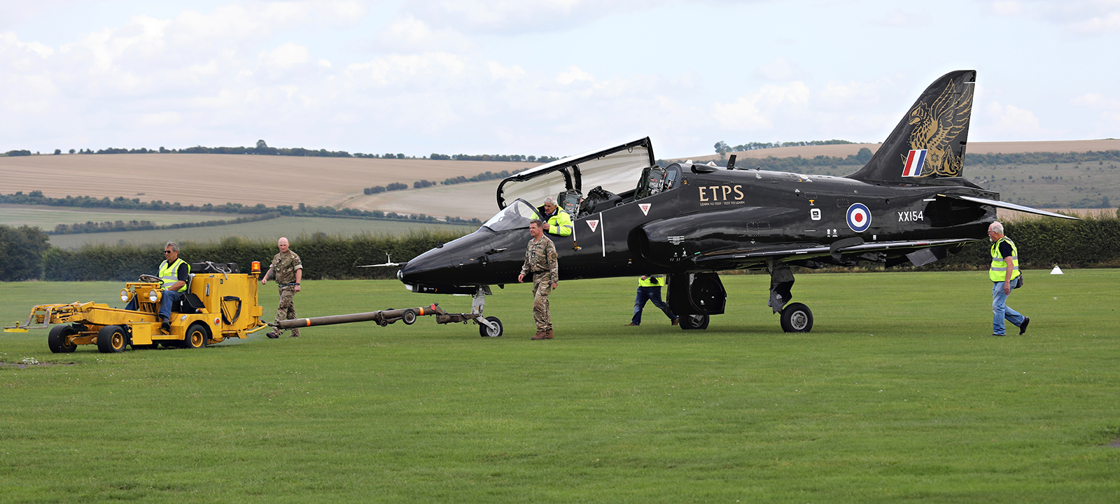 The Last ‘Flight’ of BAe Hawk T.1 XX154 – Planet Avgeek